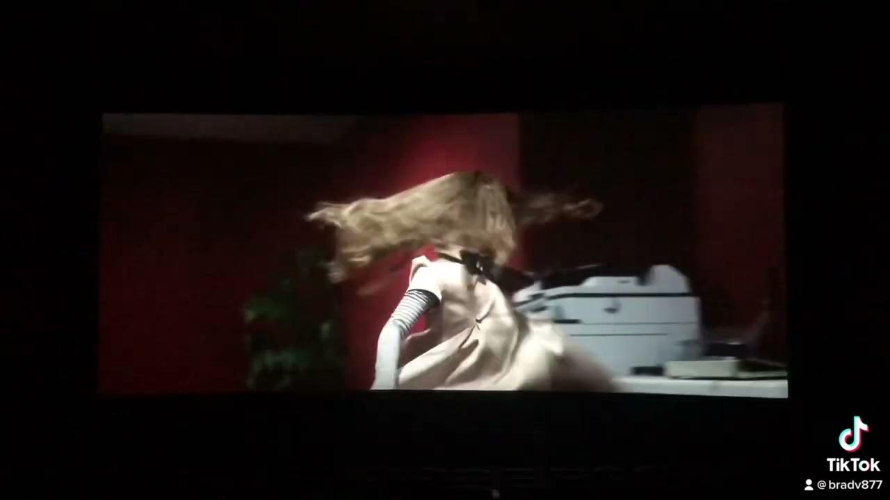 Megan dancing to Just Dance - YouTube