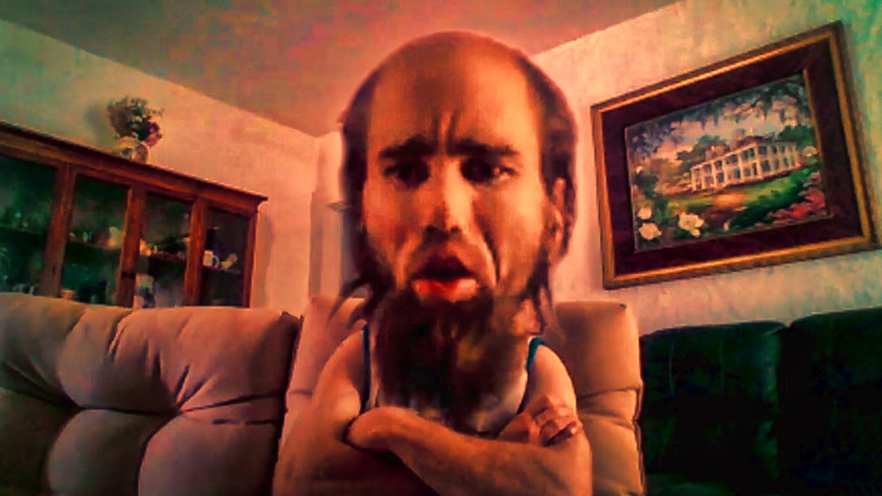 Cyrax the musician vs Bongo the chimp - YouTube