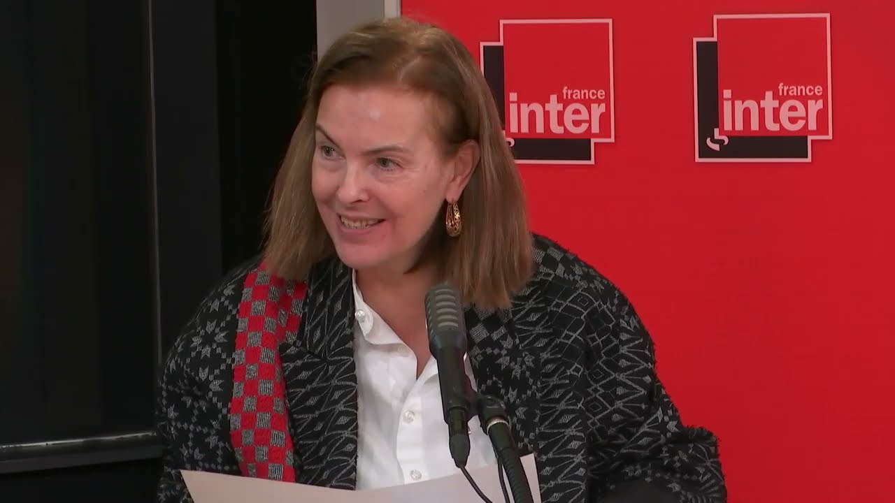 Apé'Roussel chez les bourgeois - Le Sketch, avec Carole Bouquet - YouTube