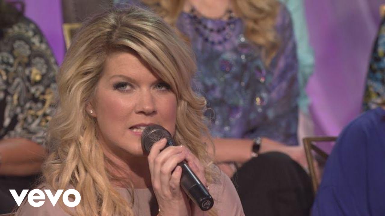 Natalie Grant, Kim Hopper - Jesus Saves (Live) - YouTube