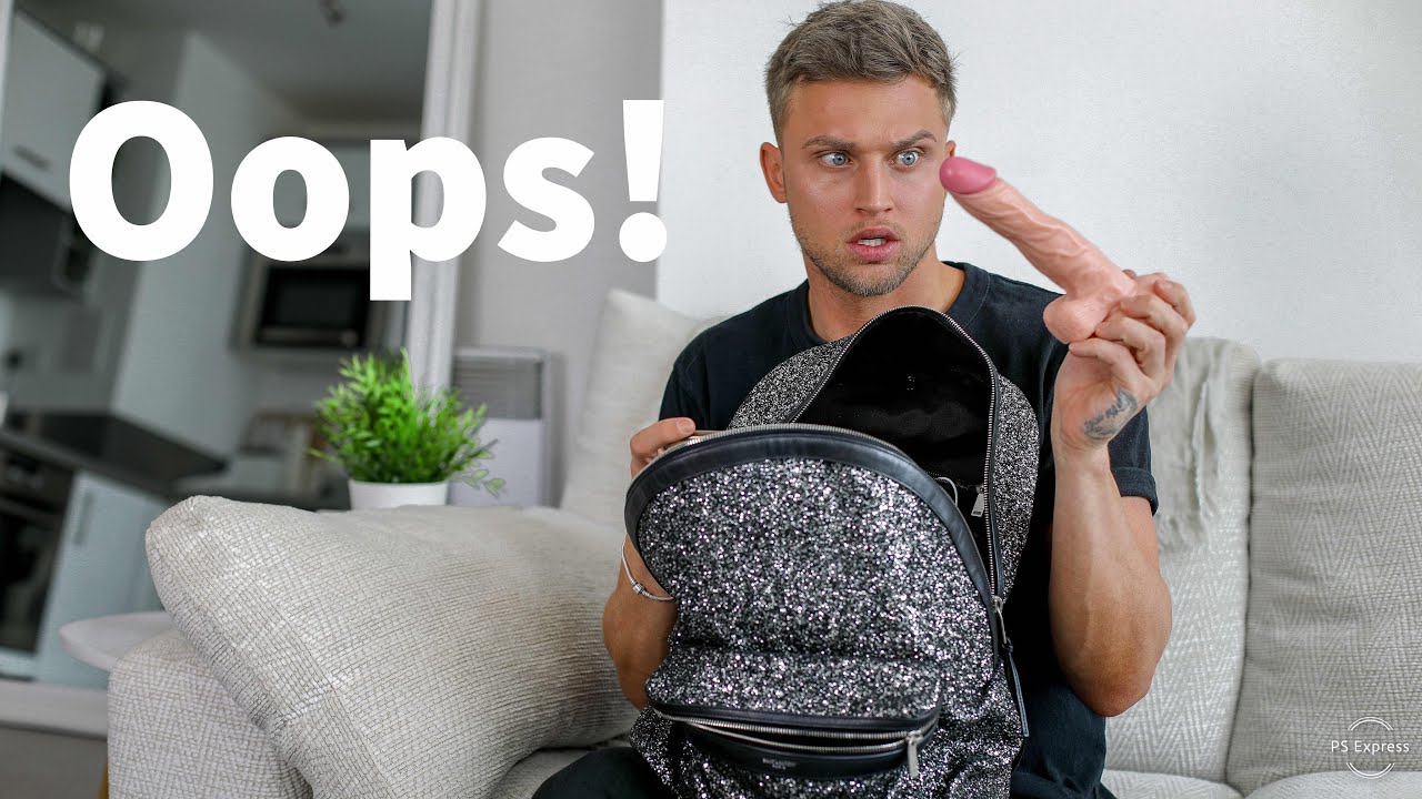 WHAT'S IN MY BACKPACK 2019 | Men's Every day Essentials - YouTube