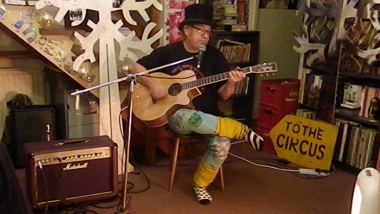 Stuart Gillies - Amanda - Acoustic Cover - Danny McEvoy - YouTube