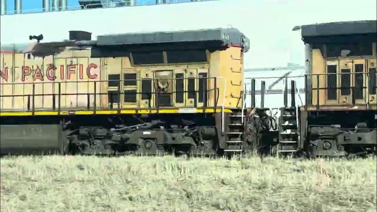 CN AC44C6M NS C40-9W UP C44-9W & UP AC4400CW - YouTube