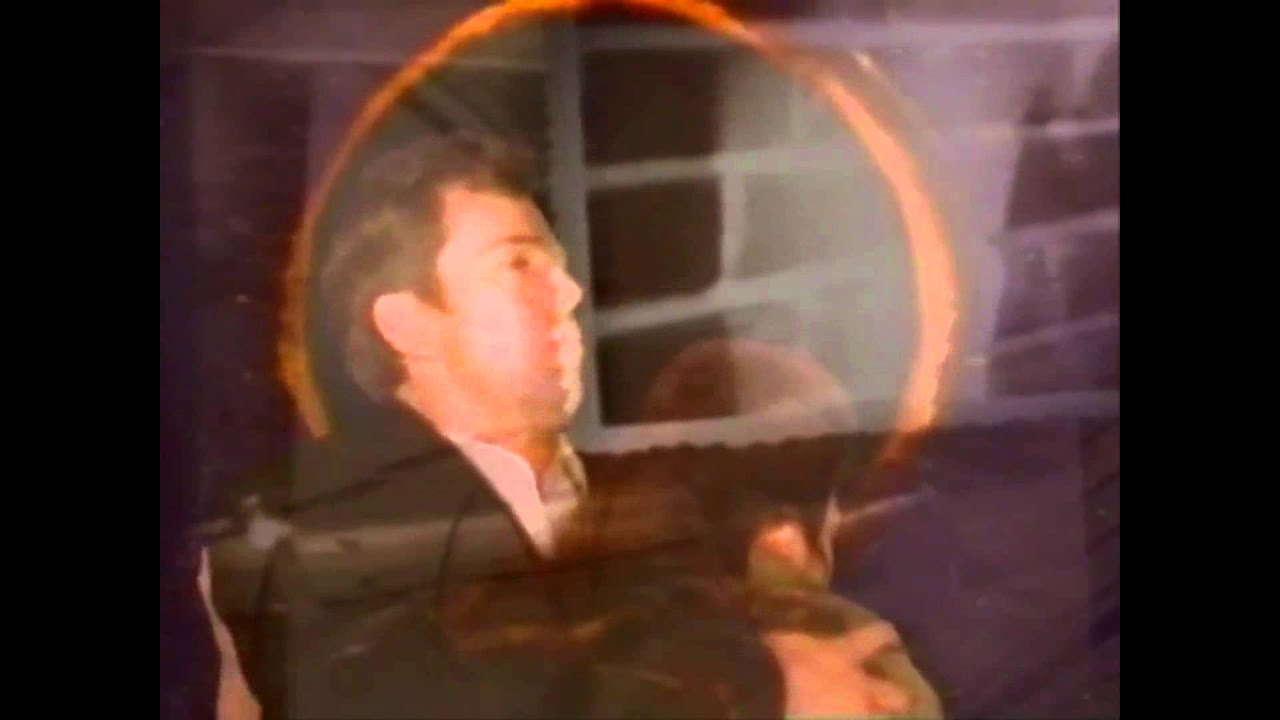 Peter Gabriel & Kate Bush - Don't Give Up ( version 1 et 2 ) - YouTube