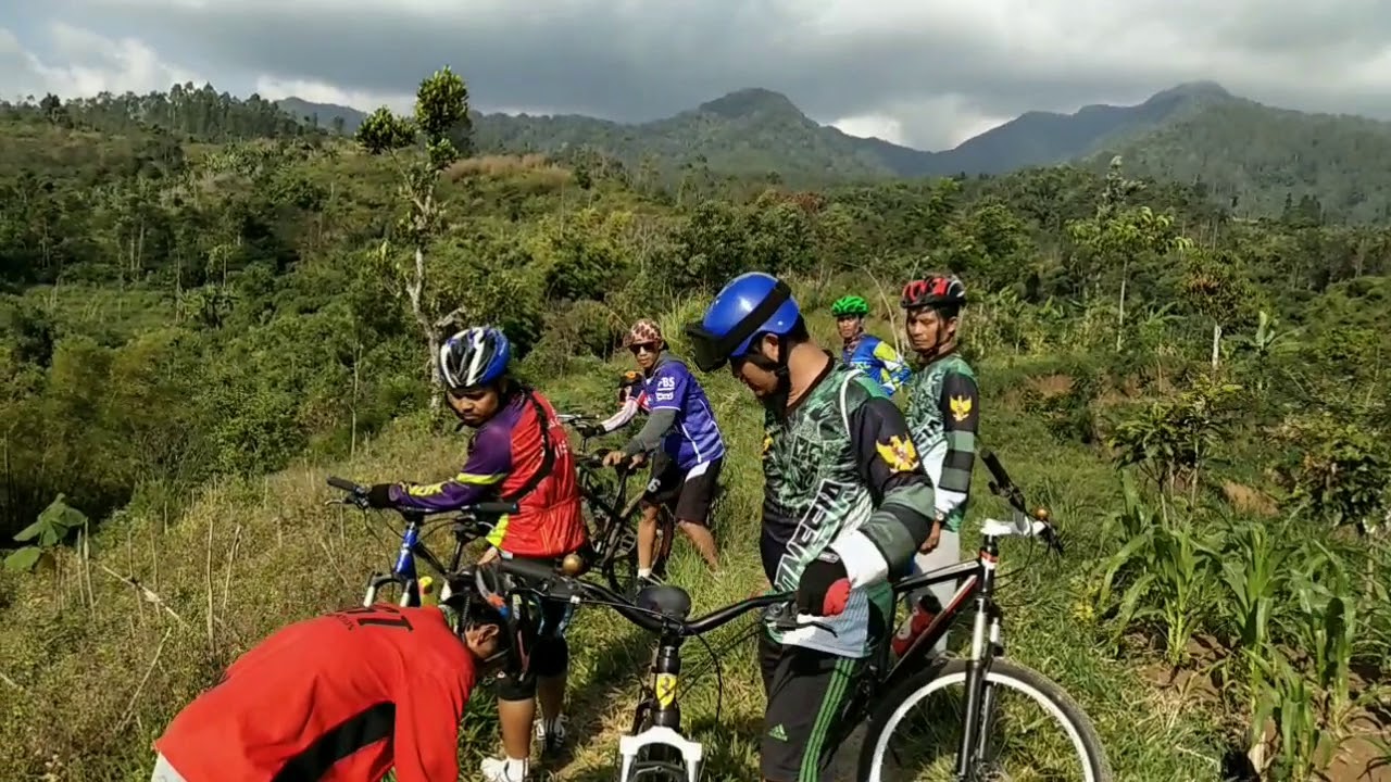 godog garut - YouTube