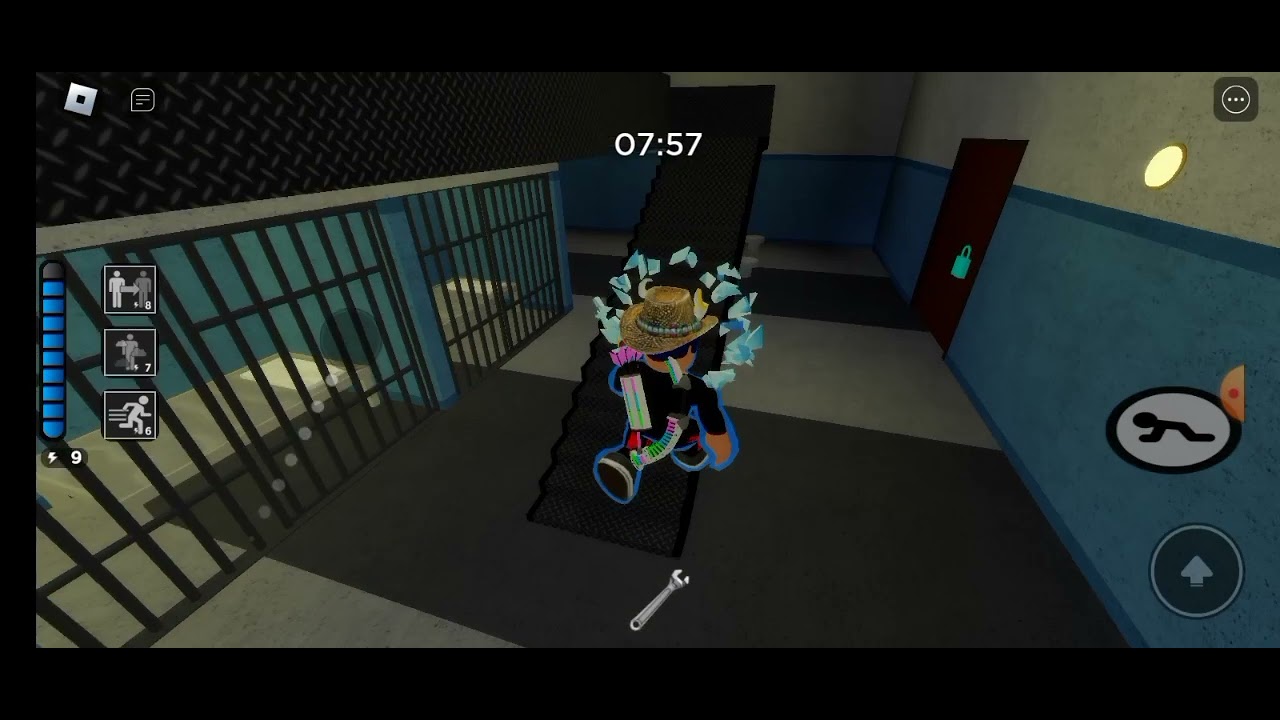 Playing Roblox Piggy (I got bored) - YouTube