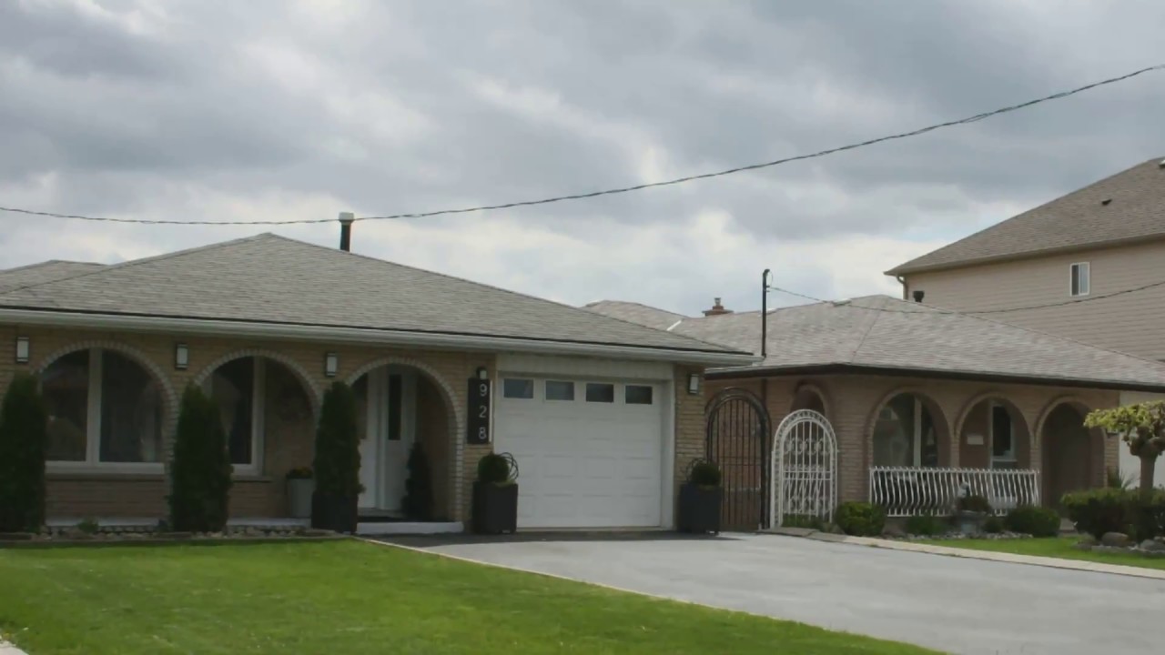 928 Stone Church Rd E Hamilton - YouTube