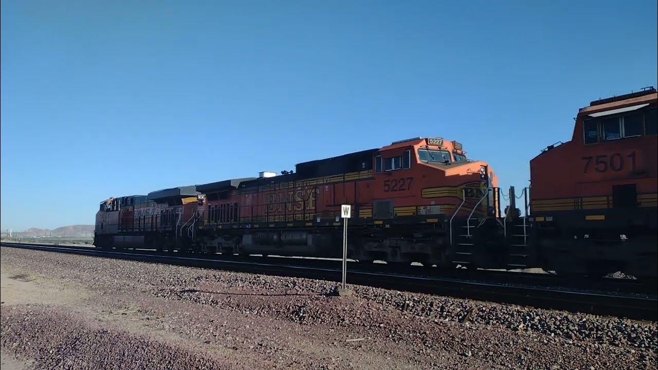 WB BNSF Domestic Intermodal/Port Stack Train NS In Daggett Ca! (Part 1) #bigbossrailfanner - YouTube
