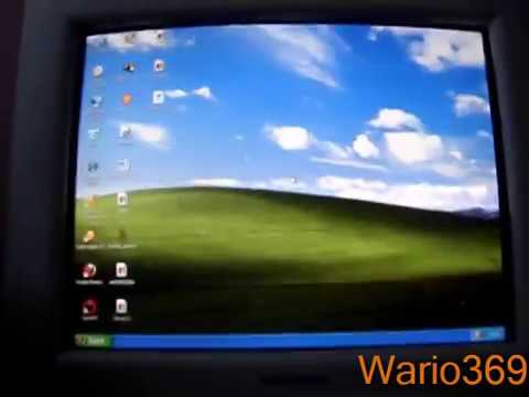 Windows XP on Intel Pentium II 350 MHz [old] - YouTube