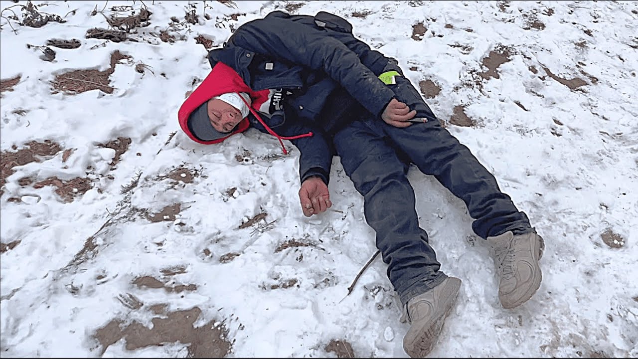 Homeless in Toronto | Ep.126 | Crisis at Old City Hall - YouTube