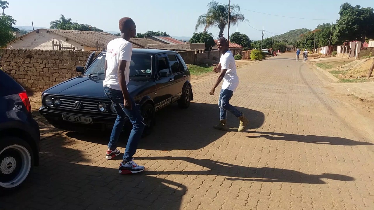 Dr Morwana & Sbuda Hello December 2016 - YouTube