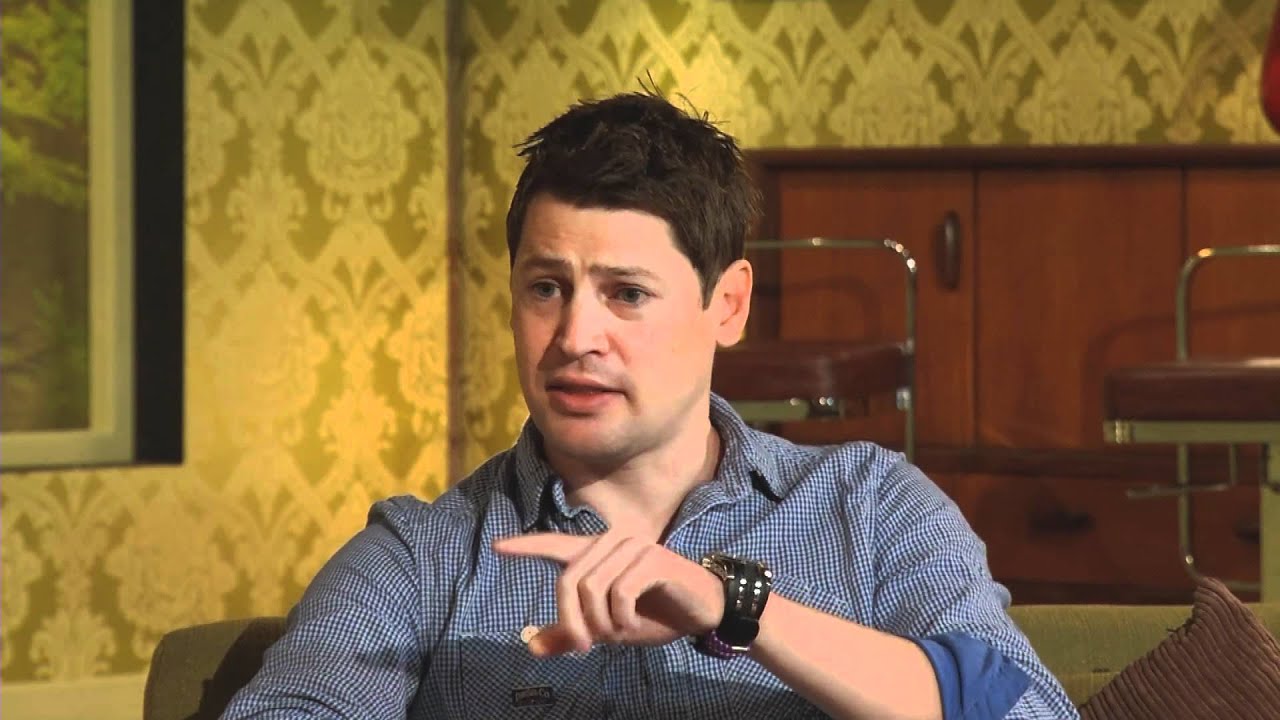 Hwb — Cyfweliad Alun Williams Interview (6/05/12) - YouTube