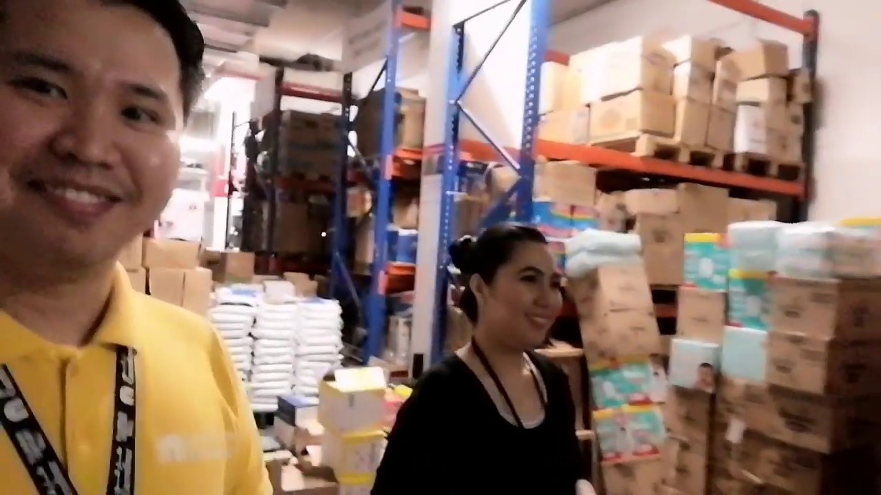 CARREFOUR HYPERMARKET WITH CO-WORKER |Robert Navarro | vlog#9 - YouTube