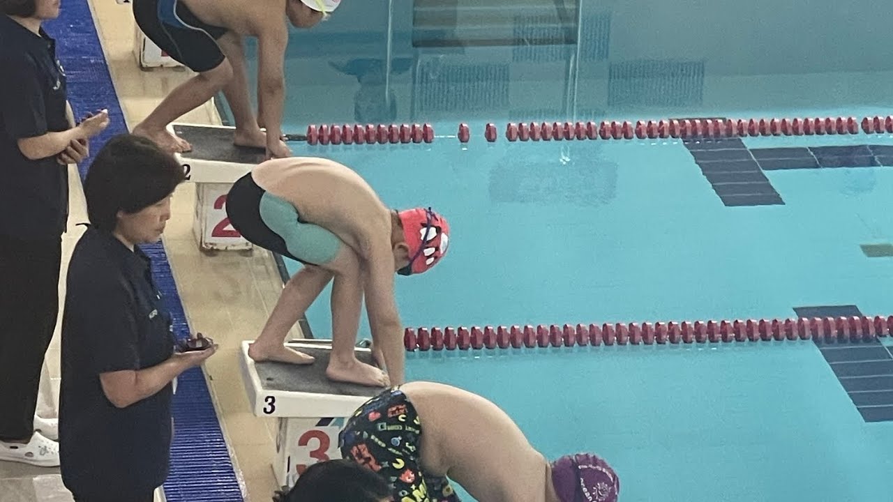 Swimming contests - YouTube