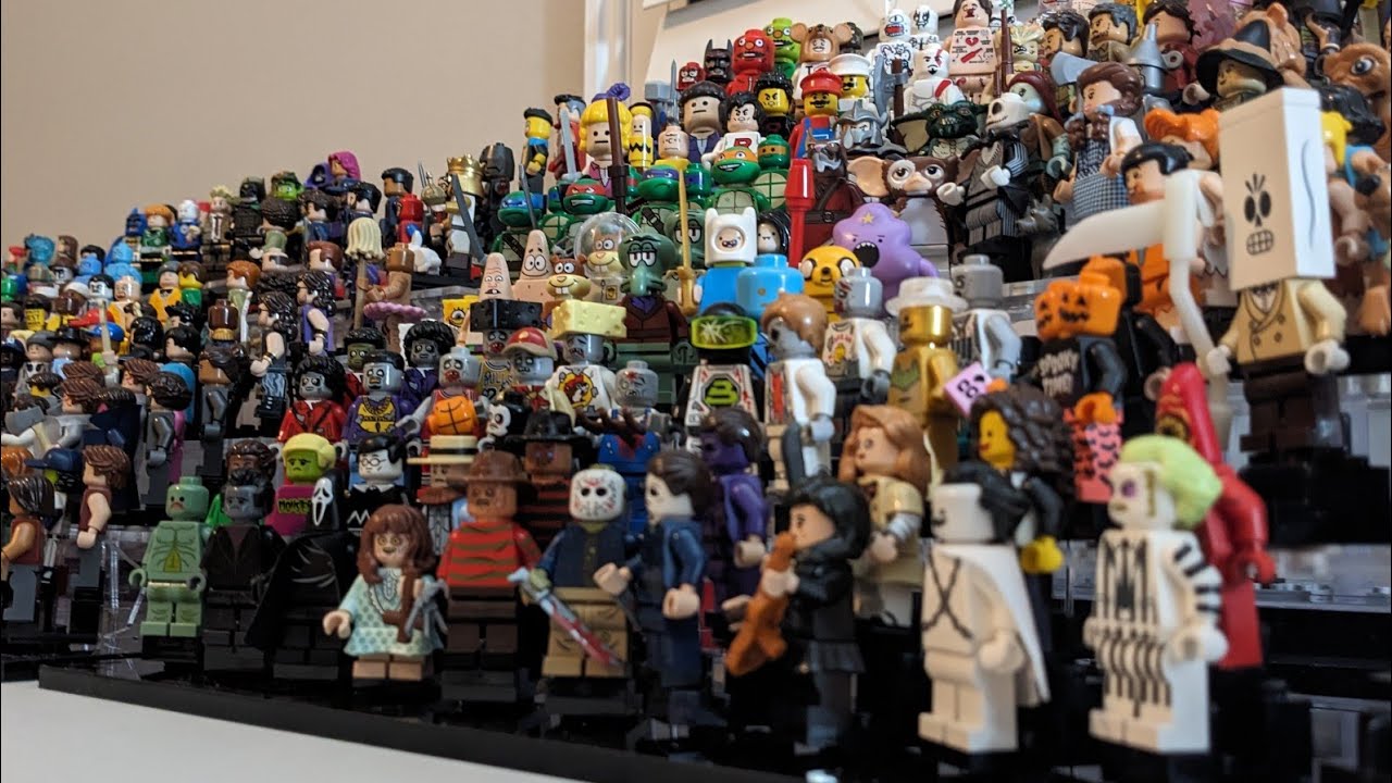 Filling in My Custom Lego Display Cases- Custom Lego Pop Culture ...