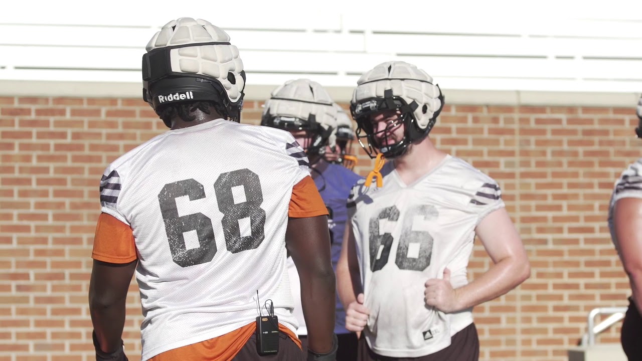 Mic'd Up - Austin Sanders - YouTube