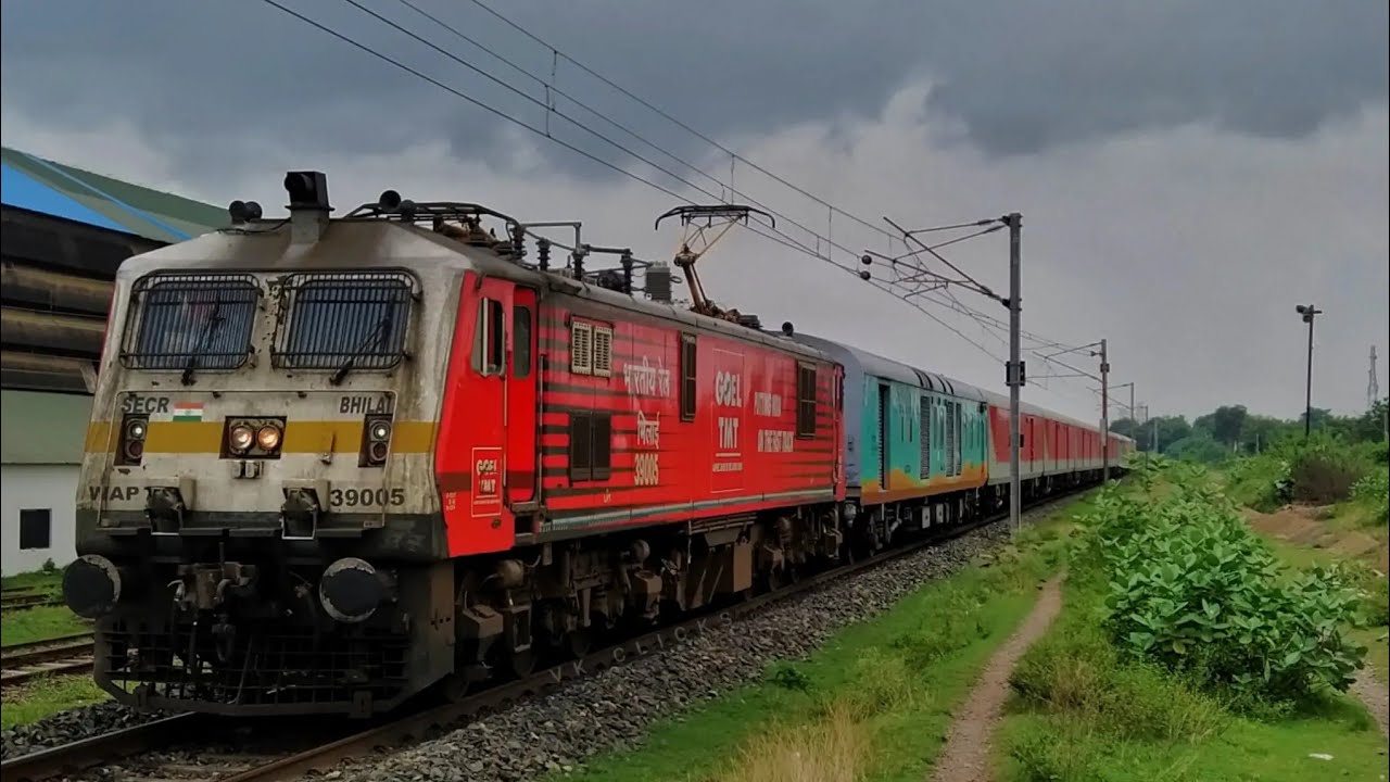 Platform Departure Honking Trains | LHB ICF Trains Diesel Electric ...