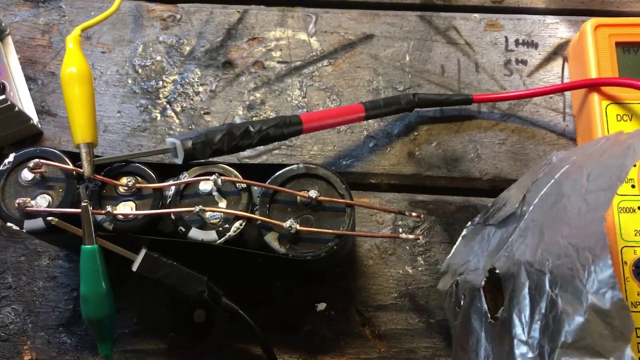 Mini 400v capacitor bank - YouTube