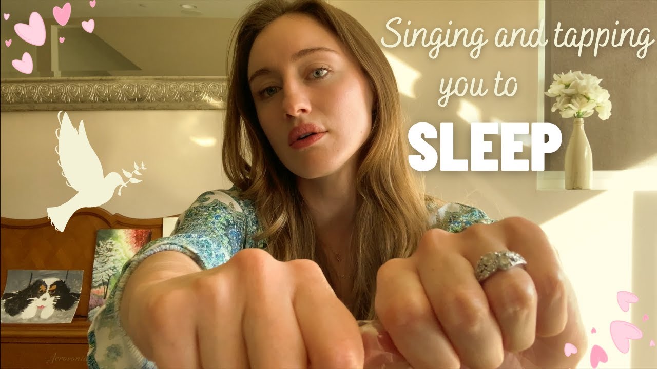 ASMR | Singing and tapping you to sleep 😴💤💖 - YouTube