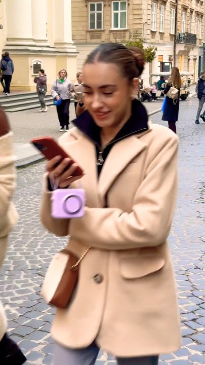 Вкорочене пальто Львів дівчата центр львівплощаринок Youtube