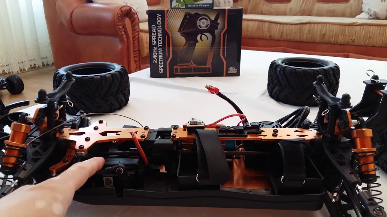 DHK Zombie 8E - review - YouTube