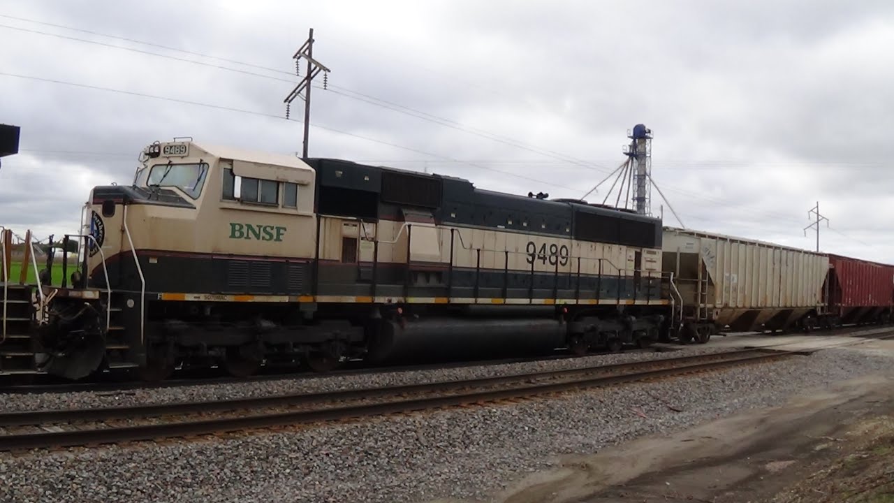 Ex-BN MAC on BNSF Grain Train - YouTube