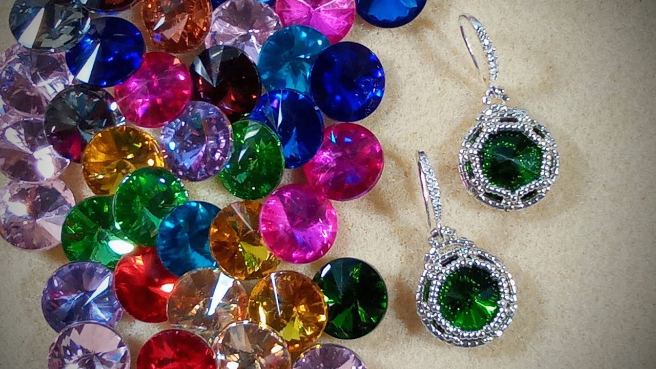 Simple Elegant Bezeled Earrings with Beebeecraft 14mm Rivoli - YouTube
