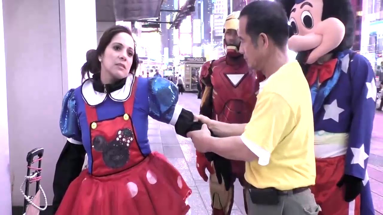 Luo Dong Chinese Spiritual Street Massage # 15 - YouTube