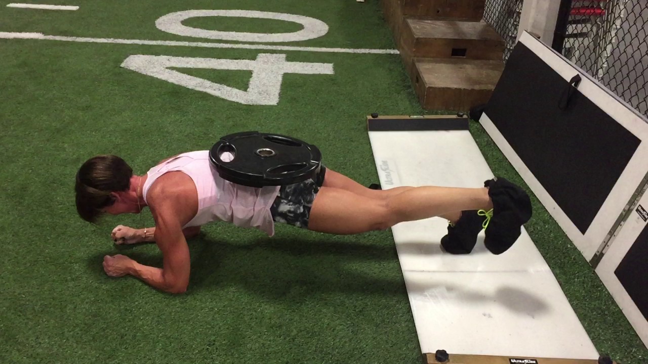 Advanced Weighted Plank: Single Leg Anti Sliding Plank on Slide Board ...
