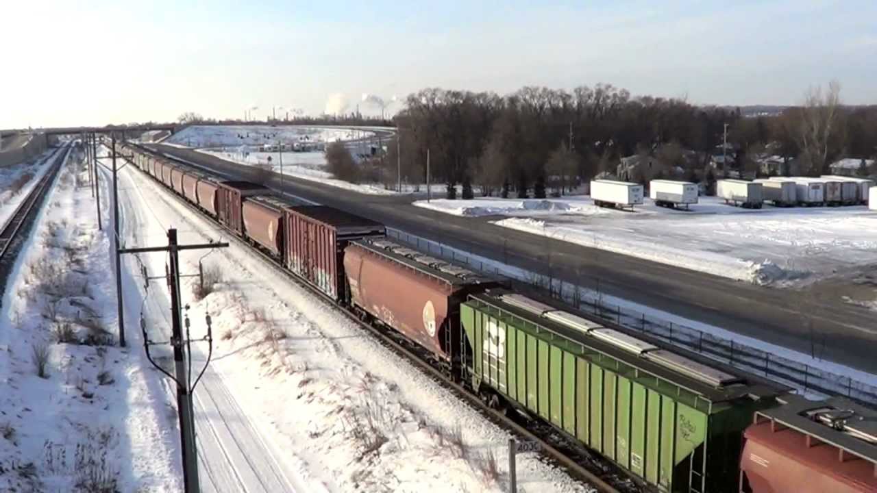 HD: (BNSF, CP, DME, CSX, The Vomit Bonnet) BNSF & CP at Newport, MN 2/ ...