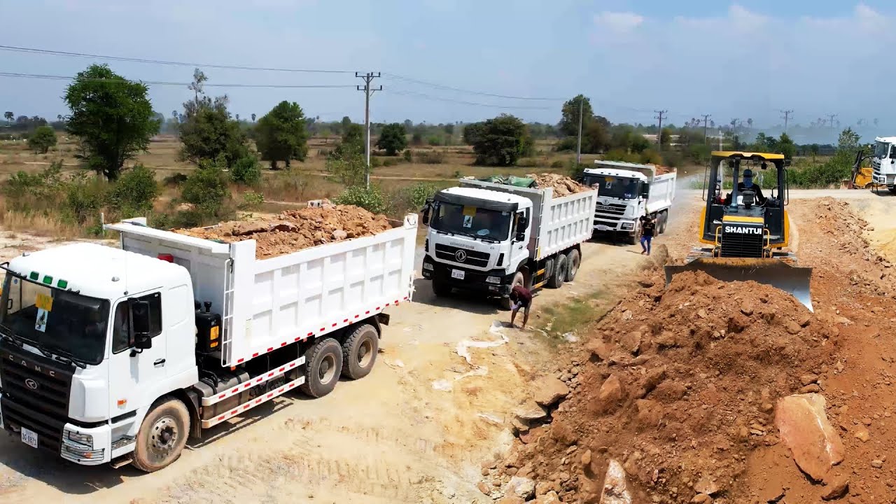 Powerful Foundation New Road Construction Of dozer SHANTUI Making ...