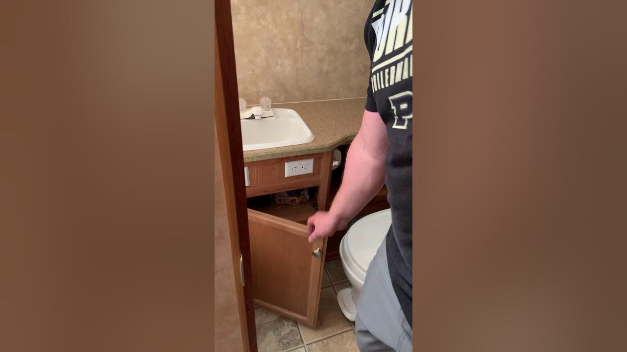 Using the bathroom - YouTube