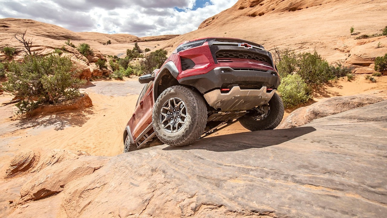 Stock Chevy Colorado ZR2 Takes On Moab’s Wildest Jeep Trails ...