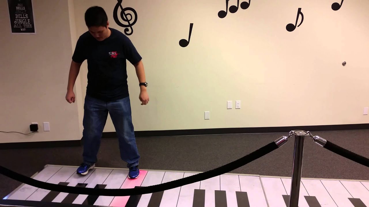 attempting to play on a giant keyboard - YouTube