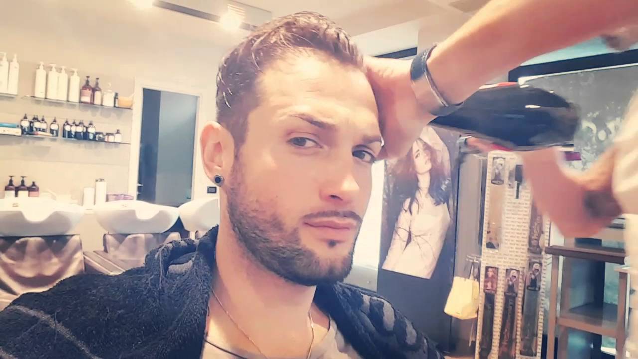 Personal Coiffeur Roberto Moretti VOUGE Parrucchieri (George Leonard) nuovo taglio capelli - YouTube
