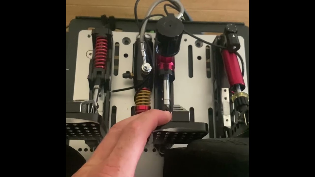 Simagic P2000 pedals issue - YouTube