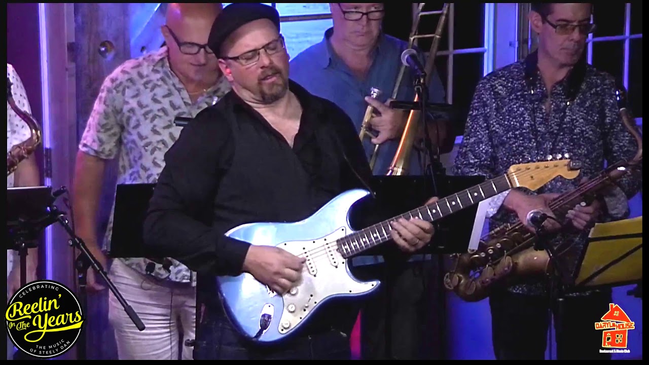 "Bodhisattva" - Reelin' in the Years | Jerry & Rick Marotta - YouTube