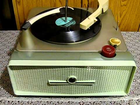 Scarce 50's RCA 4-Speed Record Player #9-ES-5H - YouTube