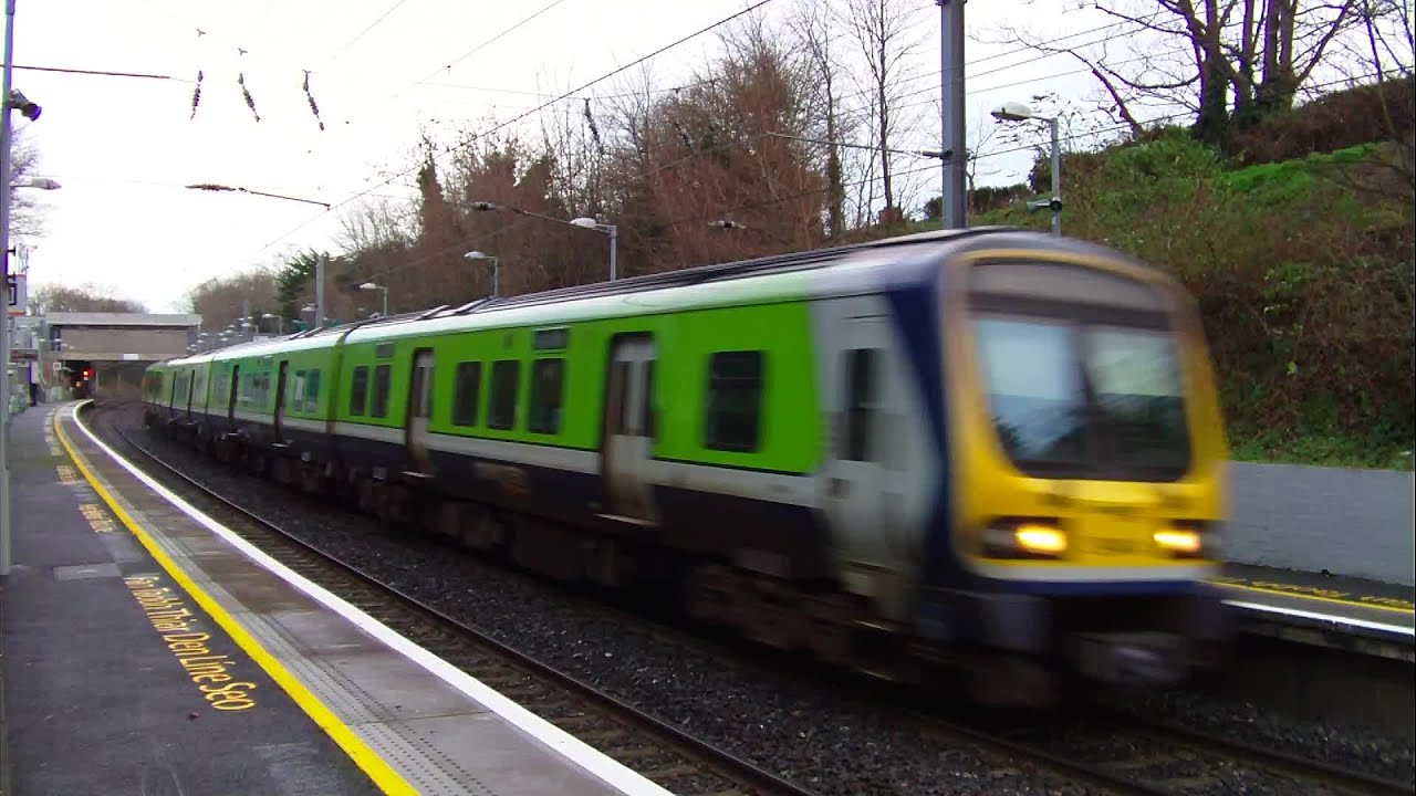 IE 29000 Class DMU Train number 29404 - Harmonstown Station, Dublin ...