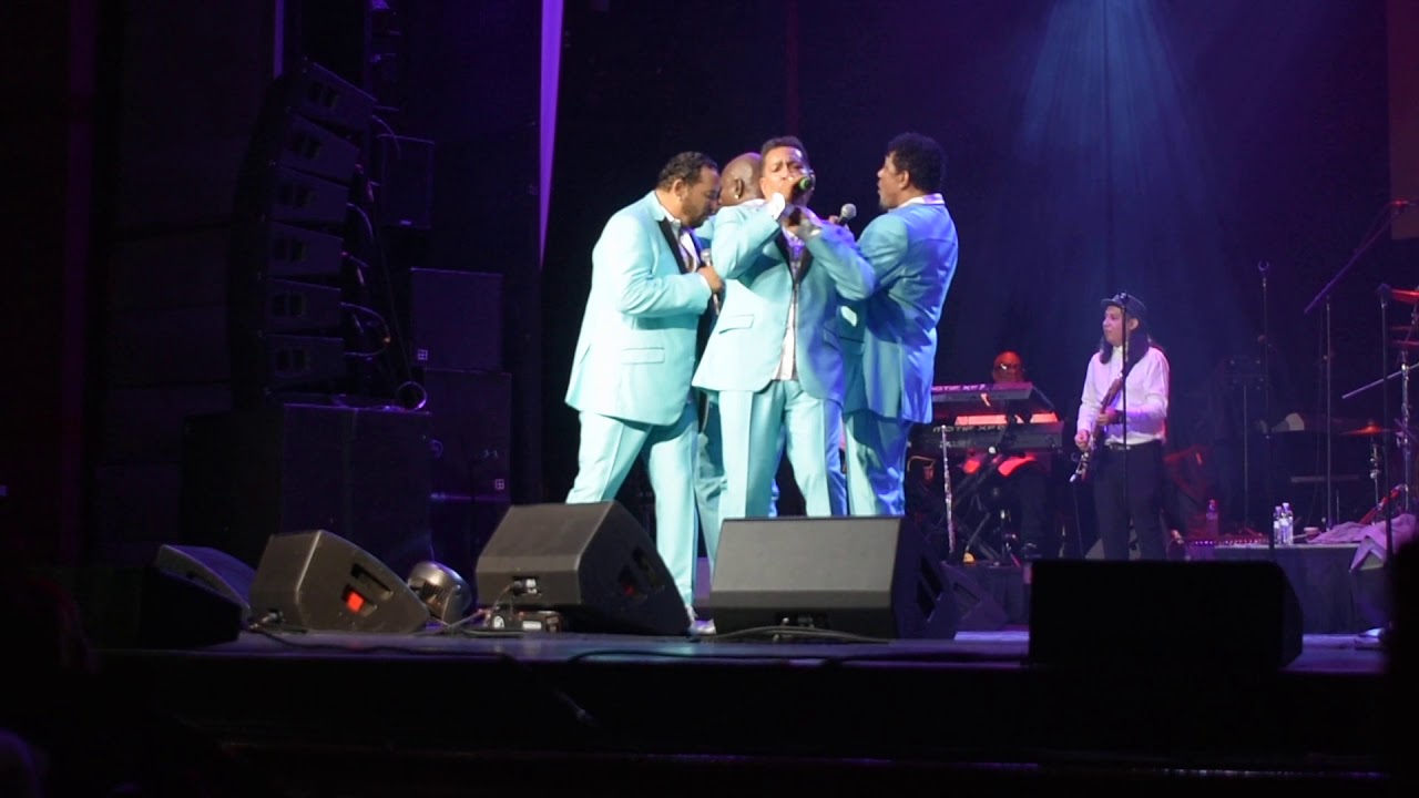 The Miracles LIVE "You've Really Got a Hold on Me" Celebrity Infinity ...