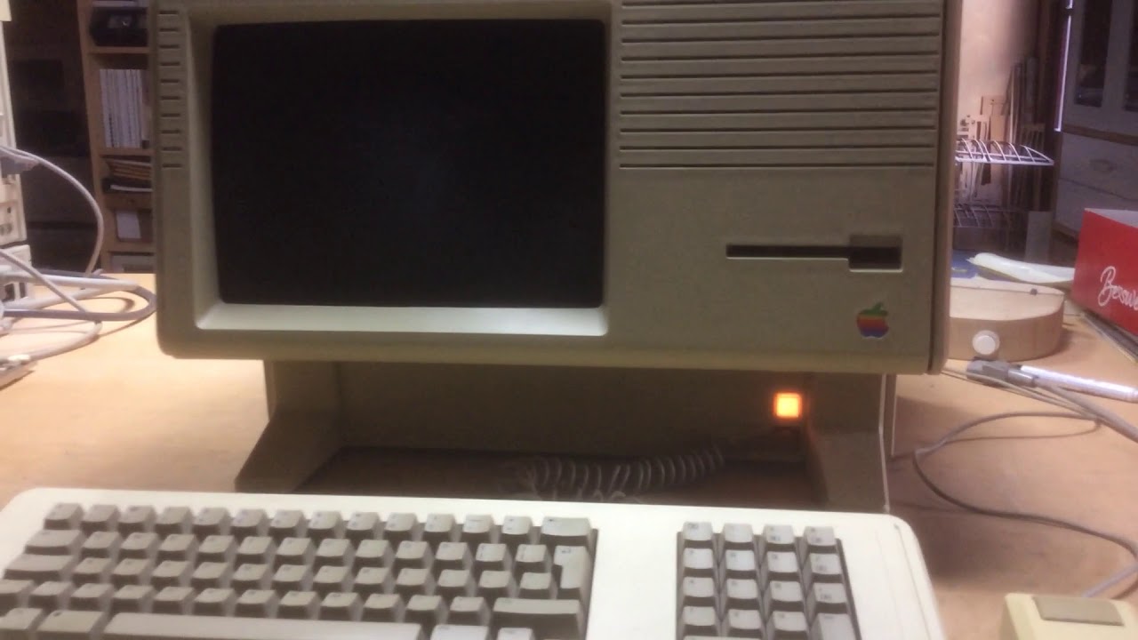 Apple Lisa display failure - YouTube
