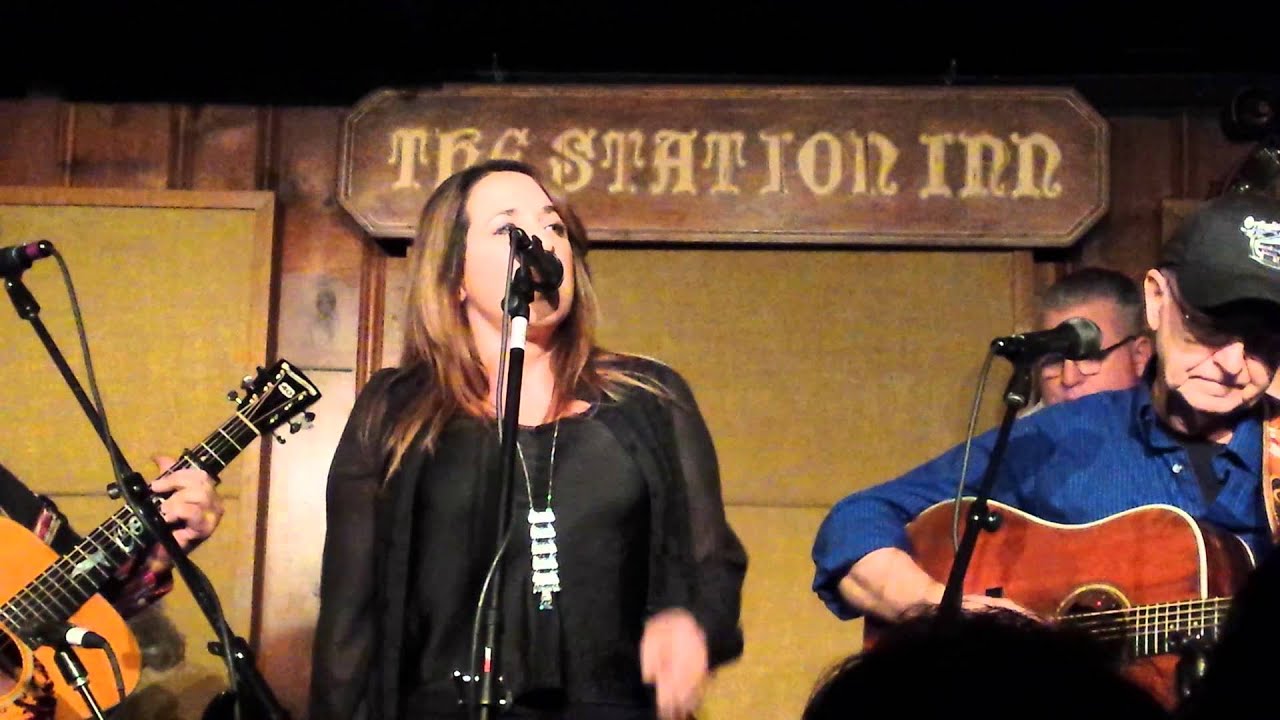 Val Storey - "Sweet Dreams" Nov.16, 2015 - @the Station Inn - YouTube