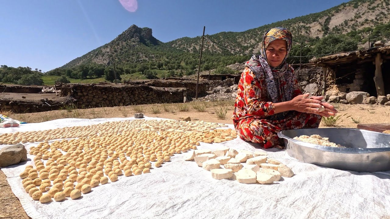 Iranian Nomads Preparing Curd : Nomadic Lifestyle Of Iran - YouTube