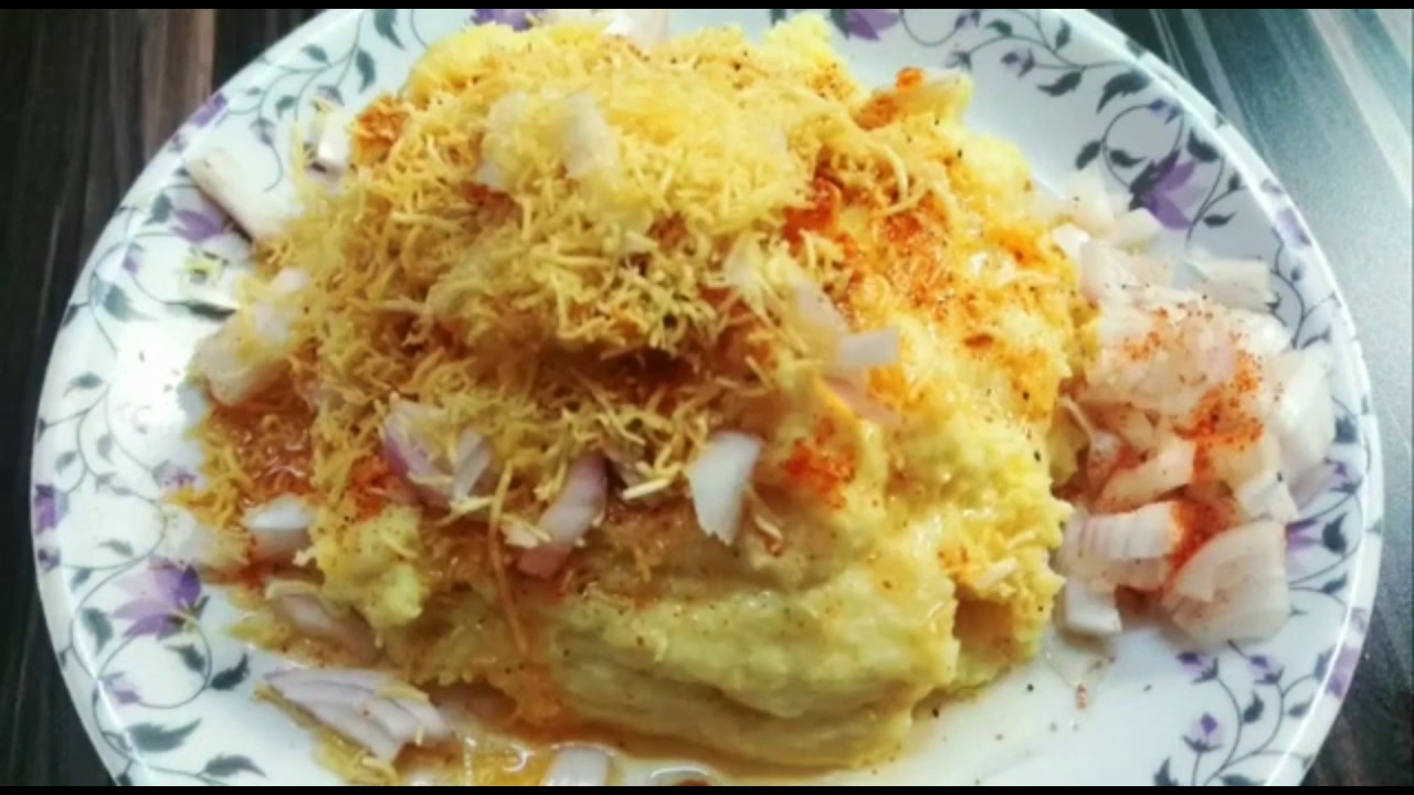 Surti locho | locho recipe | सुरती लोचो | સુરતી લોચો | Gujrati farsan ...