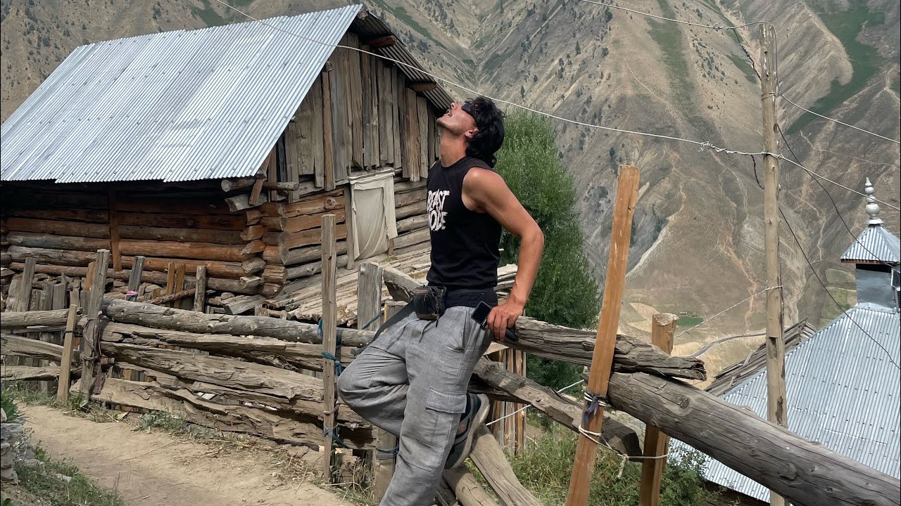 Exploring Sheikhpora tulali village with my host | Pulwama to Gurez ...