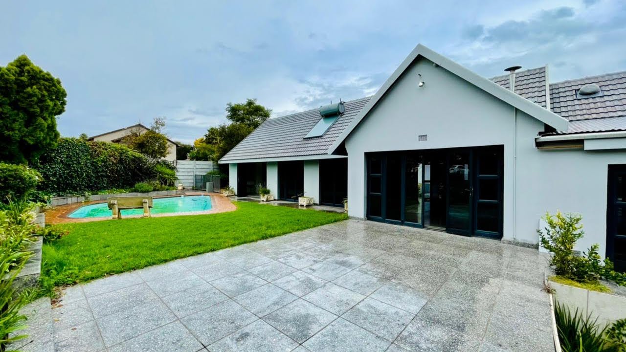 (p24) - 63 Okkerneut, Mulbarton - YouTube