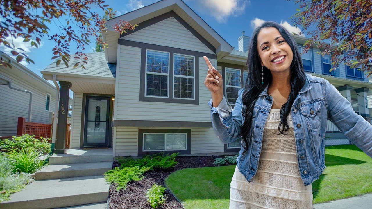 Discover Stunning Bi-Level Home in SE Calgary - YouTube