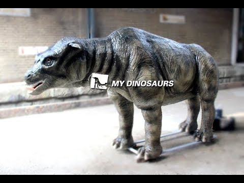 Prehistoric Animatronic Animals Chilotherium - YouTube