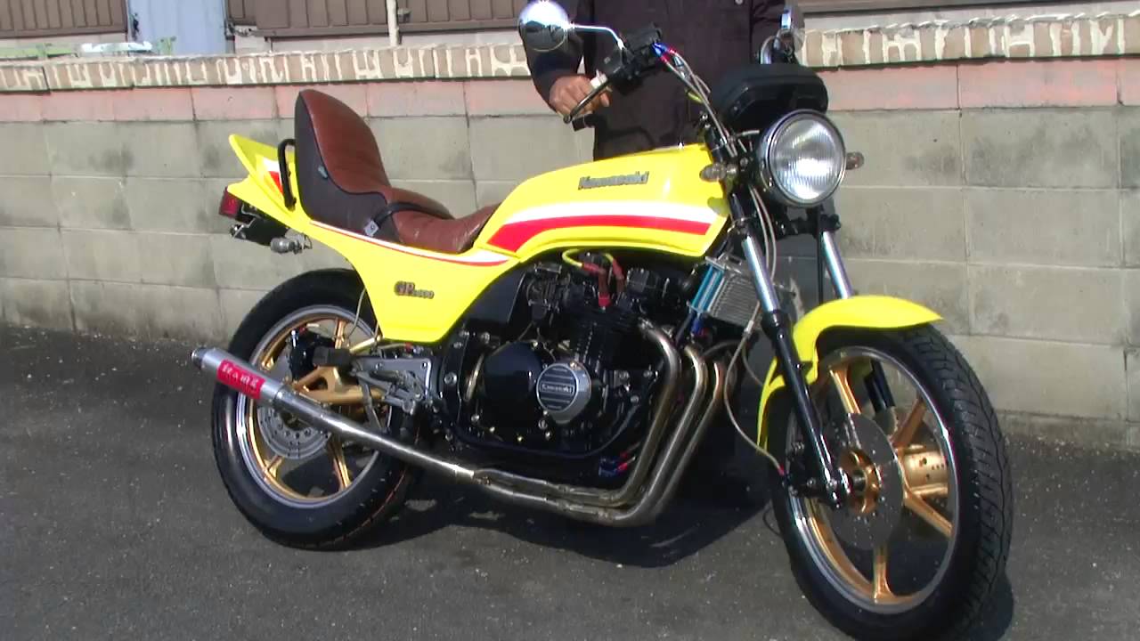 KAWASAKI Z400GP - YouTube