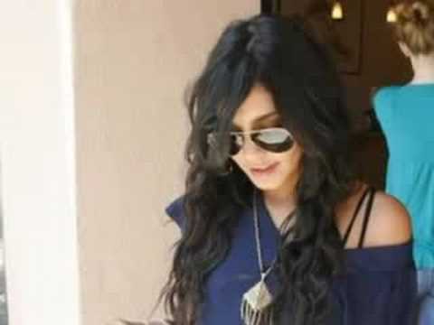 Vanessa Shooting A New Ad Campaign For Intelligentsia On July 17th 2008